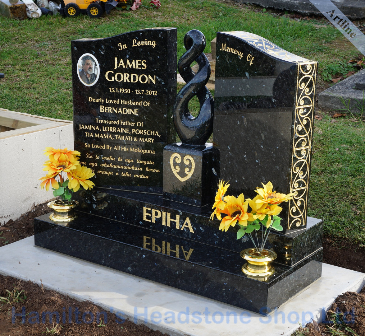 View » Artline Memorials
