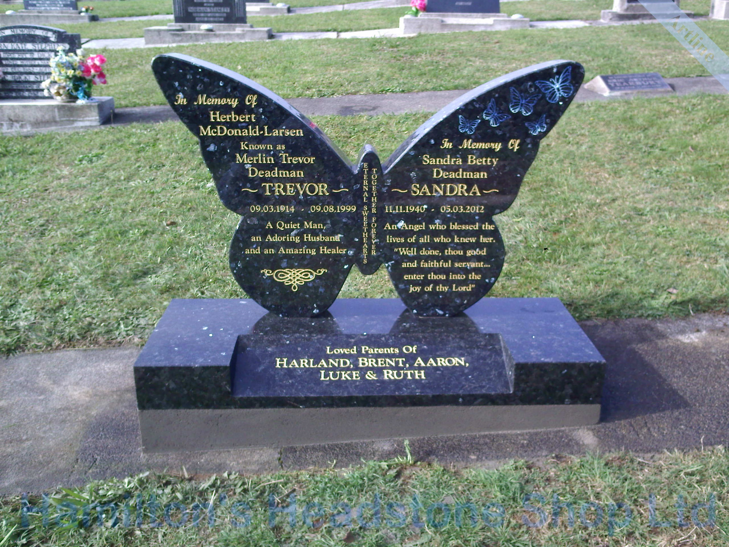 View » Artline Memorials